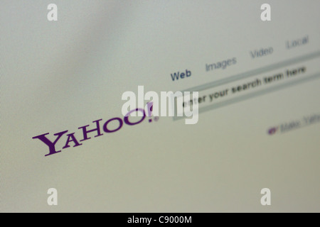 Yahoo Search Engine Logo Stock Photo - Alamy