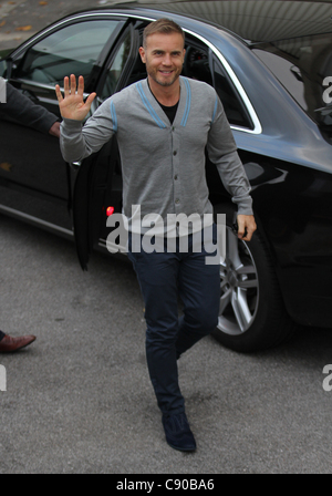 London, UK, 06/11/2011 X Factor judge Gary Barlow is seen arriving at ...