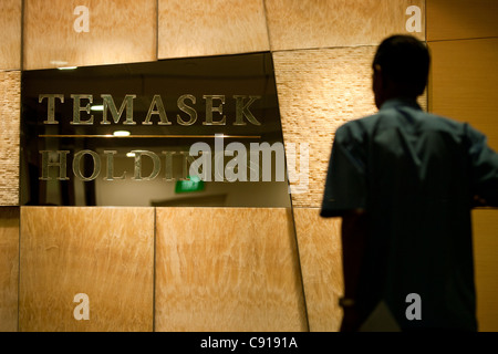 The logo of Temasek Holdings Pte at the company's headquarters, in ...