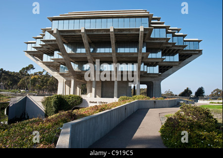 The Geisel Library Building at the UC San Diego campus, La Jolla ...