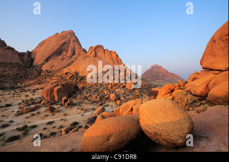 Pontok Mountains granite rocks in Namibia Stock Photo - Alamy