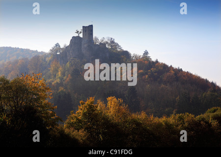 Neudeck castle above the Wisent valley, Fraenkische Schweiz, Franconia ...