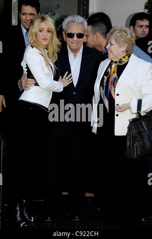 Shakira, William Mebarak Chadid, Nidya del Carmen Ripoll Torrado at the ...