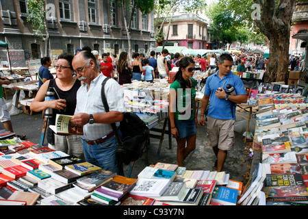 Tristan Narvaja Sunday street market Montevideo Uruguay Stock Photo - Alamy