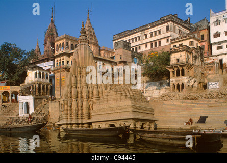 Sunken shiva temple Stock Photo - Alamy
