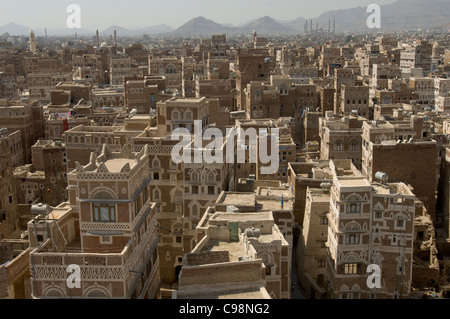 Ancient multiple-storey tower houses of the Old City of Sana'a, Yemen ...