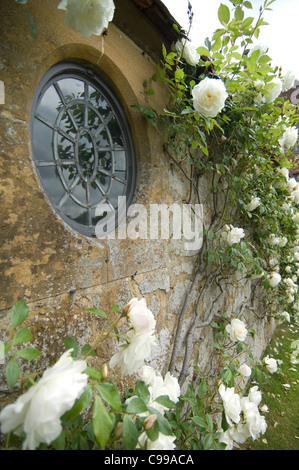 round leaded glass window Stock Photo - Alamy