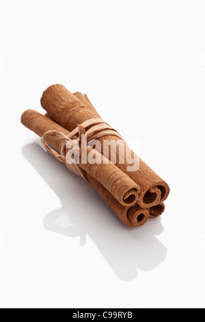 Close up shot of brown bundled rope Stock Photo - Alamy