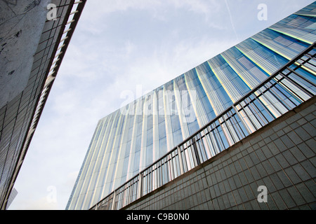 The New Business Hub building at MMU, Manchester Metropolitan ...