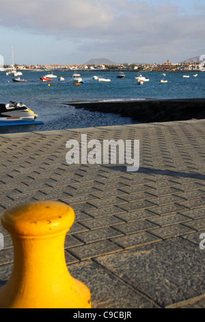 Mooring bollard at Spanish harbour Stock Photo - Alamy