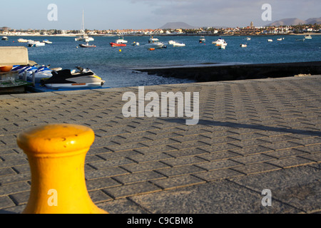 Mooring bollard at Spanish harbour Stock Photo - Alamy
