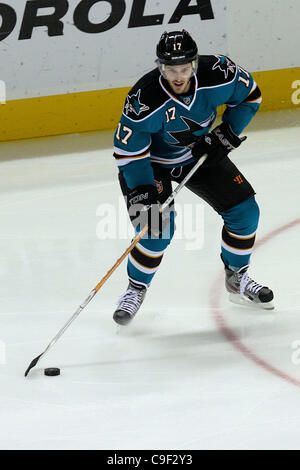 San Jose Sharks' Torrey Mitchell , left, celebrates with teammates ...
