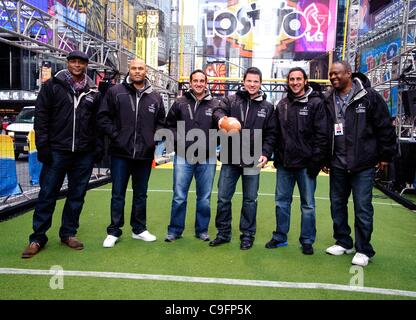 Eddie George, Antonio Pierce, Martin Gramatica, Nick Lachey, Bill ...