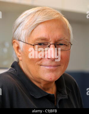 Professor Viktor Brabec from the Biophysical Institute of the Science ...