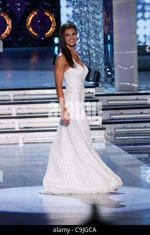Spenser Wempe, Miss West Virginia on stage for 2012 Miss America ...