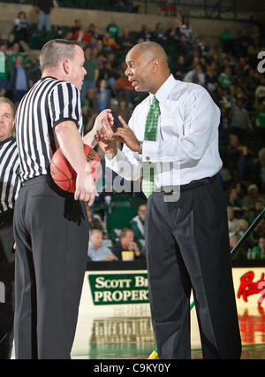 North Texas coach Johnny Jones watches his team during practice in ...