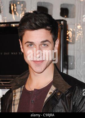 David Henrie The Los Angeles premiere of 'Act Of Valor' at the ArcLight ...