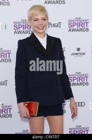 MICHELLE WILLIAMS 2012 FILM INDEPENDENT SPIRIT AWARDS. ARRIVALS LOS ...