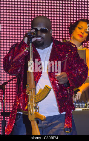 July 17, 2011 - Atlantic City, New Jersey, USA - R&B singer and Grammy ...