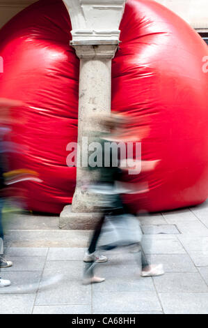 Exeter, UK. 15 June, 2012. Artist Kurt Perschke's giant Red Ball that ...