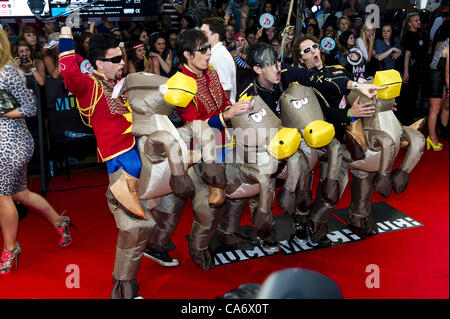 Josh Ramsay, Matt Webb, Mike Ayley, Ian Casselman of Marianas Trench ...