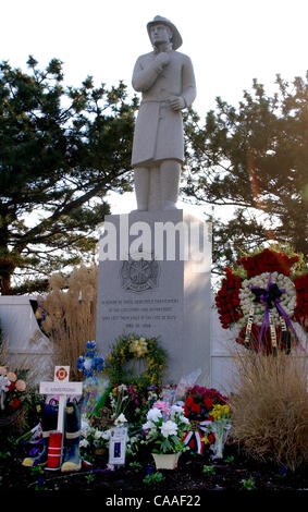 Mar 25, 2003 - Cincinnati, Ohio, USA - Tributes to Oscar Armstrong III ...