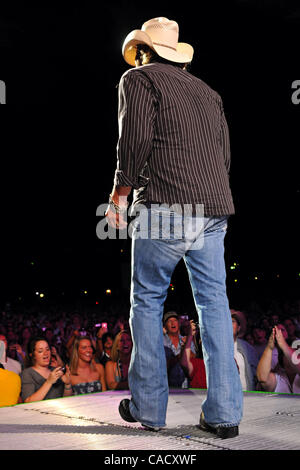 Aug 27, 2010 - Cincinnati, Ohio, U.S. - TOBY KEITH Live in Cincinnati ...