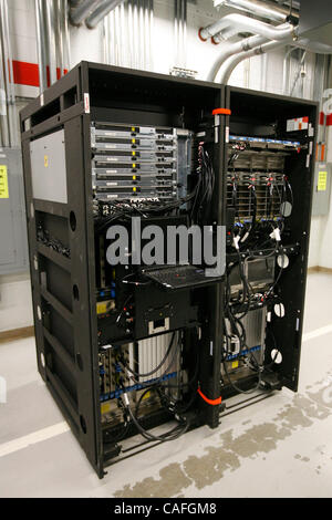 Feb 25, 2008 - Poughkeepsie, New York, USA - IBM's new System z10 ...