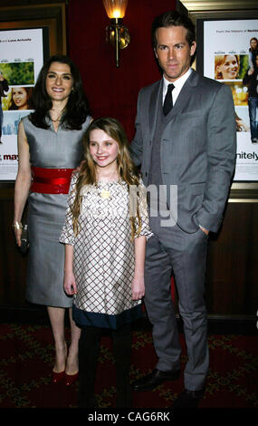 Isla Fisher, Ryan Reynolds, Rachel Weisz and Kevin Corrigan attend the ...