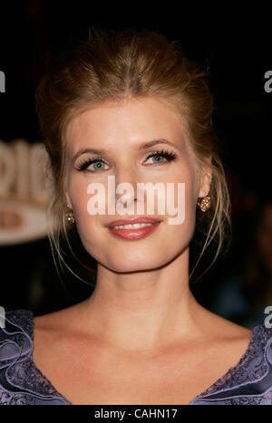 Dec 10, 2007 - Universal City, California, USA - Actress RACHEL NICHOLS ...