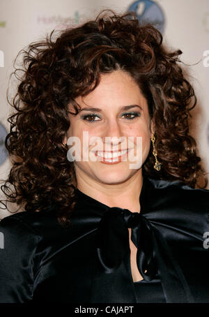 Marissa Jaret Winokur arriving at A Fine Romance to Benefit The Motion ...