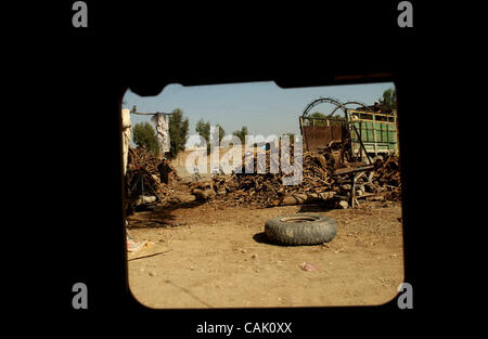 Oct 03, 2007 - Khost, Afghanistan - Photos taken through side window of ...