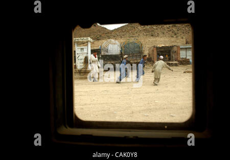 Oct 03, 2007 - Khost, Afghanistan - Photos taken through side window of ...