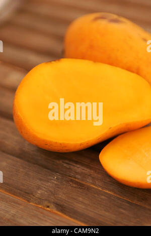 Sep 01, 2007 - Laguna Beach, California, USA - The mango (plural ...