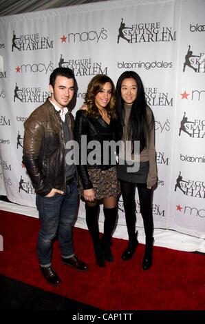 Kevin Jonas and Dani Jonas 2012 Skating with Stars gala at Wollman Rink ...