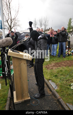 Masked member of the Real IRA at a republican commemoration in ...