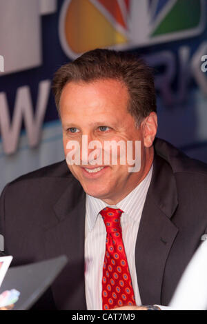 WNBC TV4 sports anchor Bruce Beck signs autographs at the Road to ...