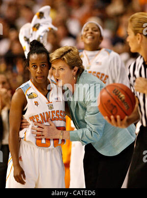 Apr 08, 2008 - St. Petersburg, Florida, USA - Head Athletic Trainer RON ...