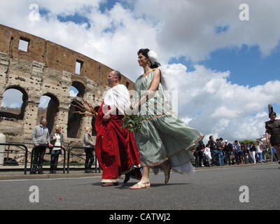 2765 Birthday - Birth of Rome celebrations by the colosseum, Rome ...