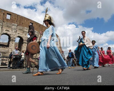 2765 Birthday - Birth of Rome celebrations by the colosseum, Rome ...