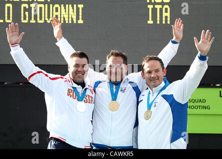 (left to right) Silver medalist England North's Sophie Ashurst, Gold ...