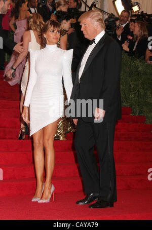 Donald Trump and Melania Trump attend the Metropolitan Museum of Art ...