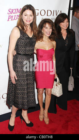 ACTRESSES JANE LEEVES, VALERIE BERTINELLI and WENDIE MALICK at the ...