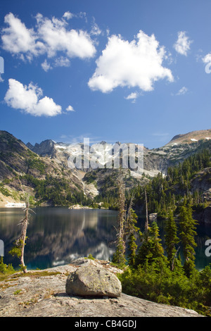 WASHINGTON - Mount Daniel rising above Spade Lake in the Alpine Lakes ...