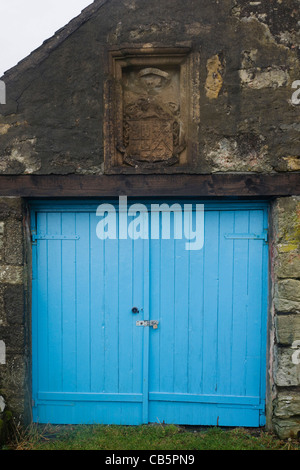 Old pier cottage at Carsaig Bay fishing pier, Isle of Mull, Scotland ...