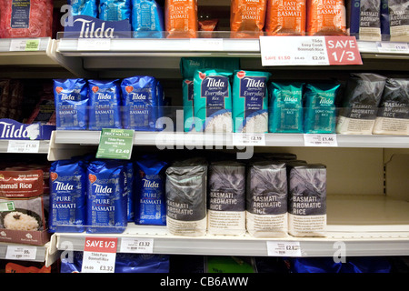 Types of food on supermarket shelves Stock Photo - Alamy