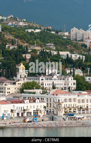 The cityscape of Yalta, Ukraine Stock Photo - Alamy
