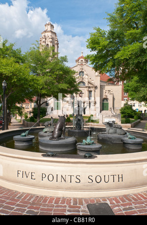 Five Points South Fountain, Birmingham, Alabama Stock Photo - Alamy