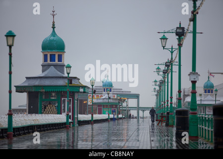 Blackpool Pier in the rain on a cold and wet summers day Stock Photo ...