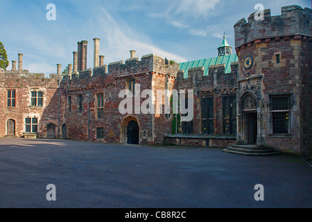 Berkeley Castle, Berkeley, Gloucestershire, England, UK Stock Photo - Alamy
